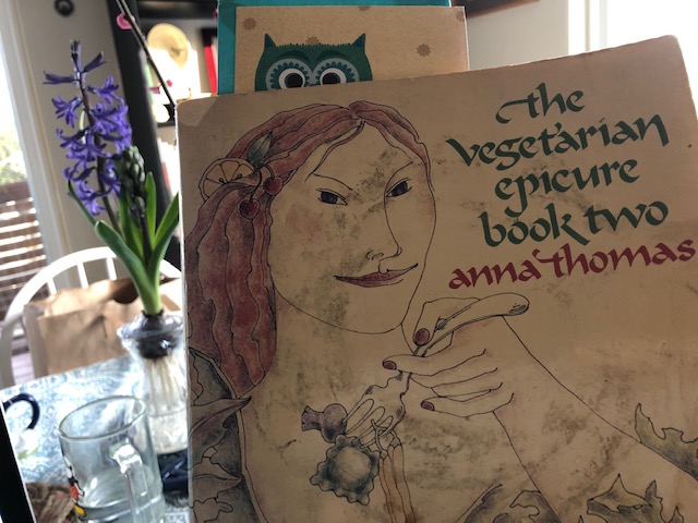 Velvety Vegan Split Pea Soup | and everything nice